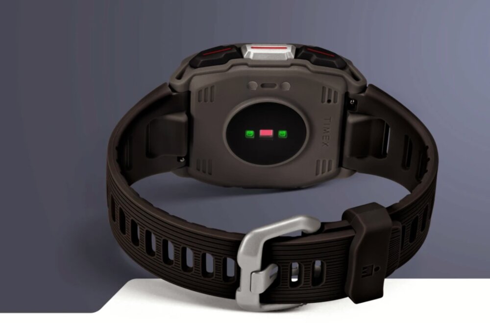 Ironman R300 GPS : un mois d'autonomie pour la smartwatch de Timex - Mr ...